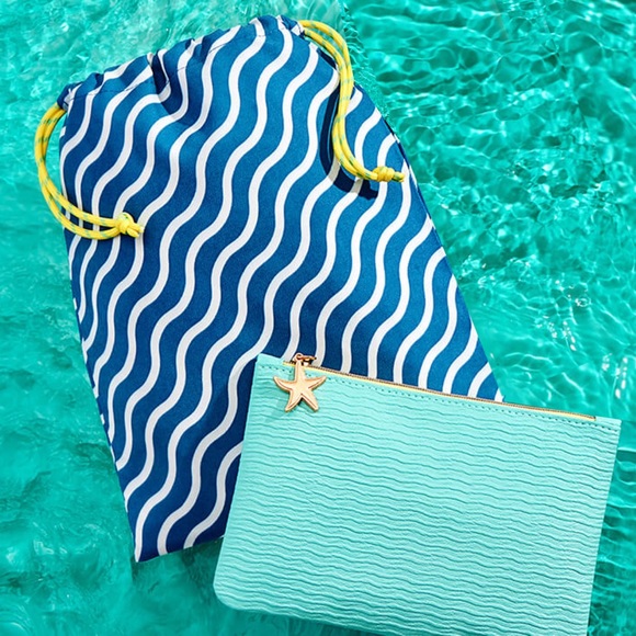 ipsy | Bags | Ipsy Glam Bag Glam Bag Plus | Poshmark